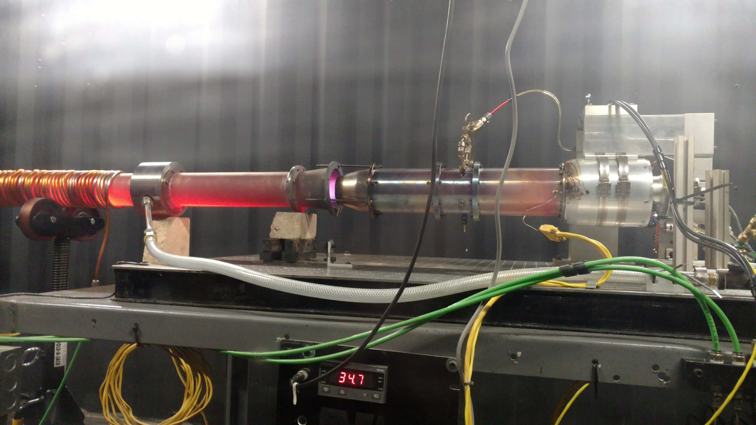 TDI Hot Erosion Test Rig 1400F+ Test - Test Devices by SCHENCK